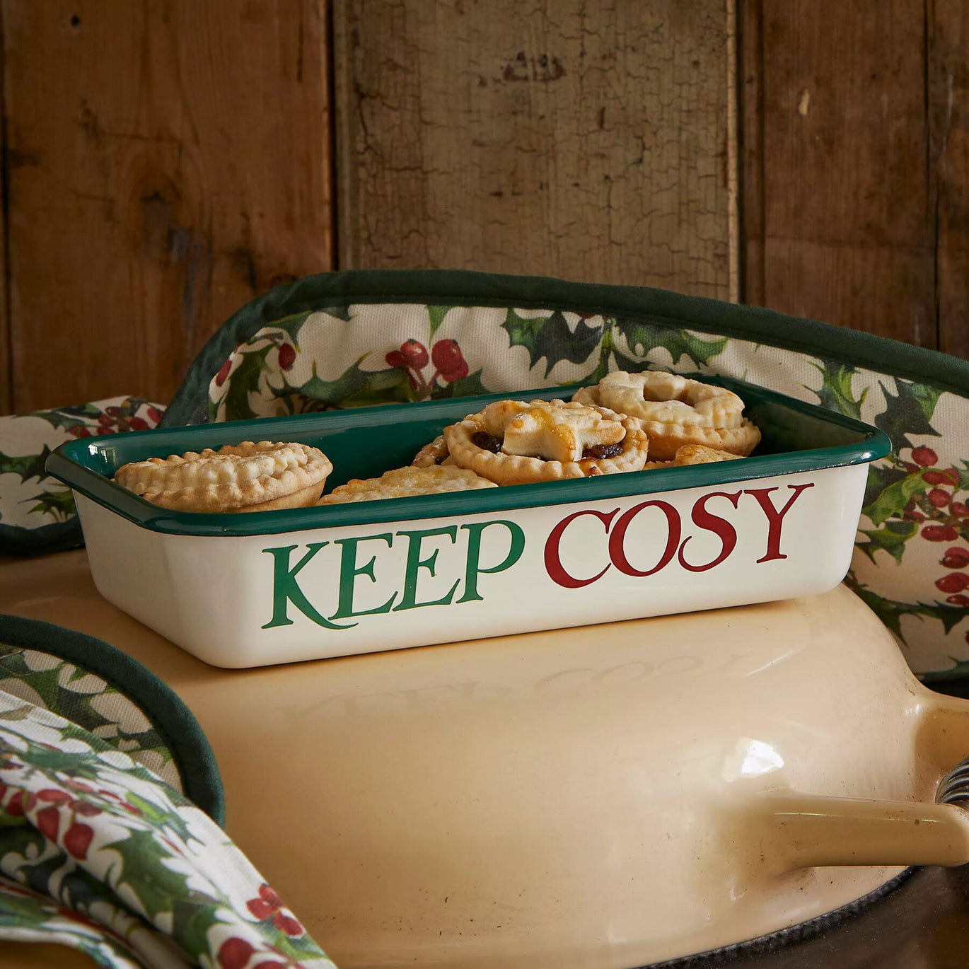 Enamel Cookware & Oven Dishes | Emma Bridgewater UK