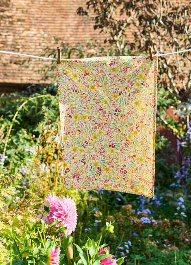 Tea Towels, Aprons & Kitchen Textiles | Emma Bridgewater UK