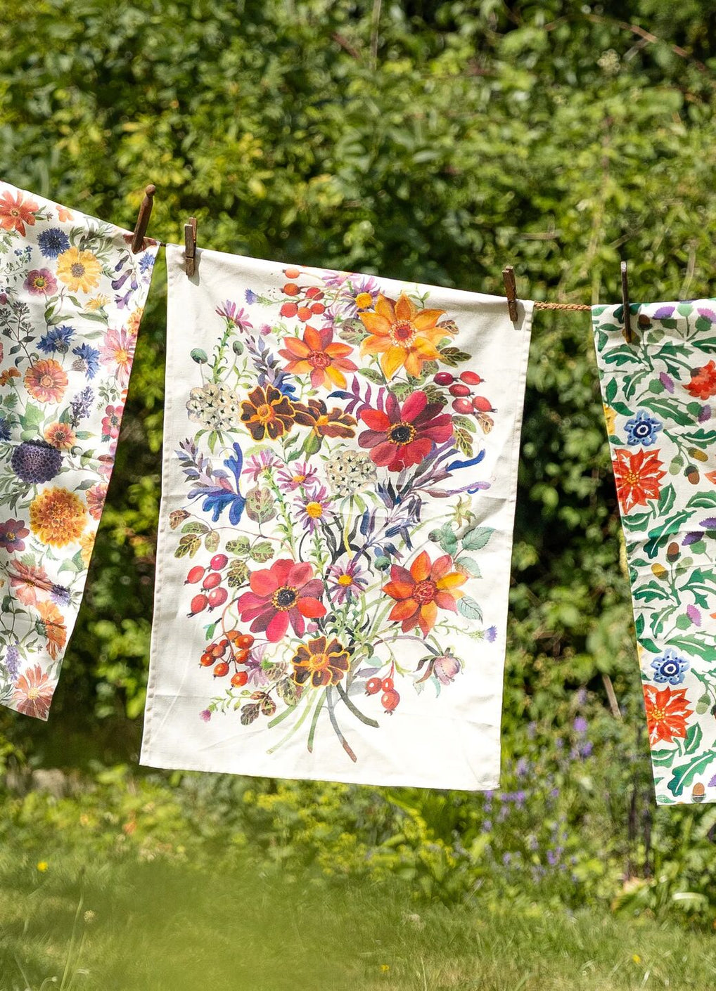 Tea Towels, Aprons & Kitchen Textiles | Emma Bridgewater UK