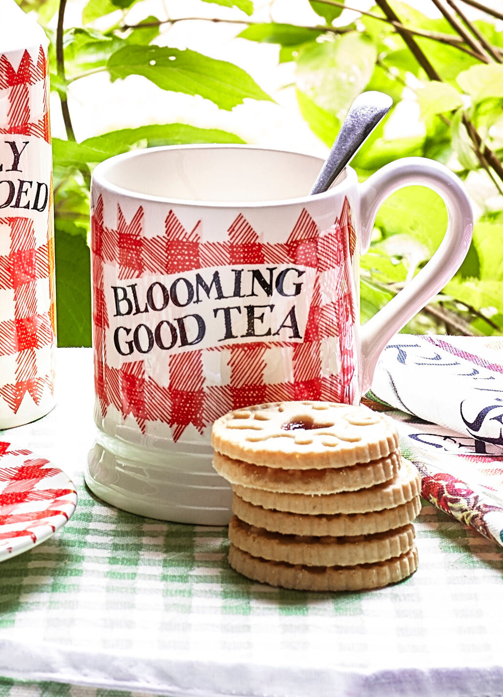 Red Gingham Blooming Good Tea 1/2 Pint Mug – Emma Bridgewater UK