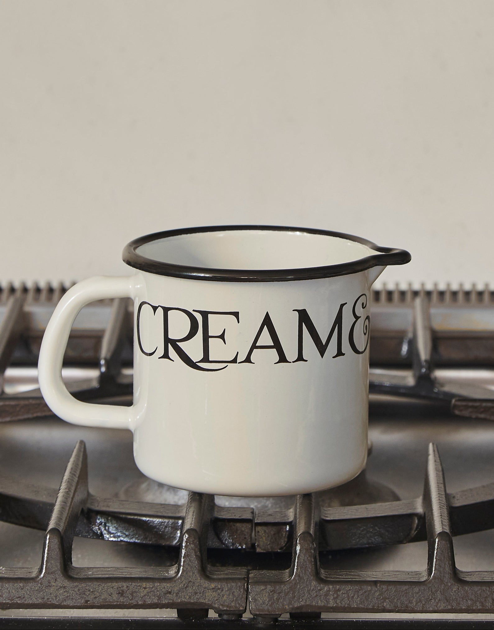 Enamel Cookware & Oven Dishes | Emma Bridgewater UK